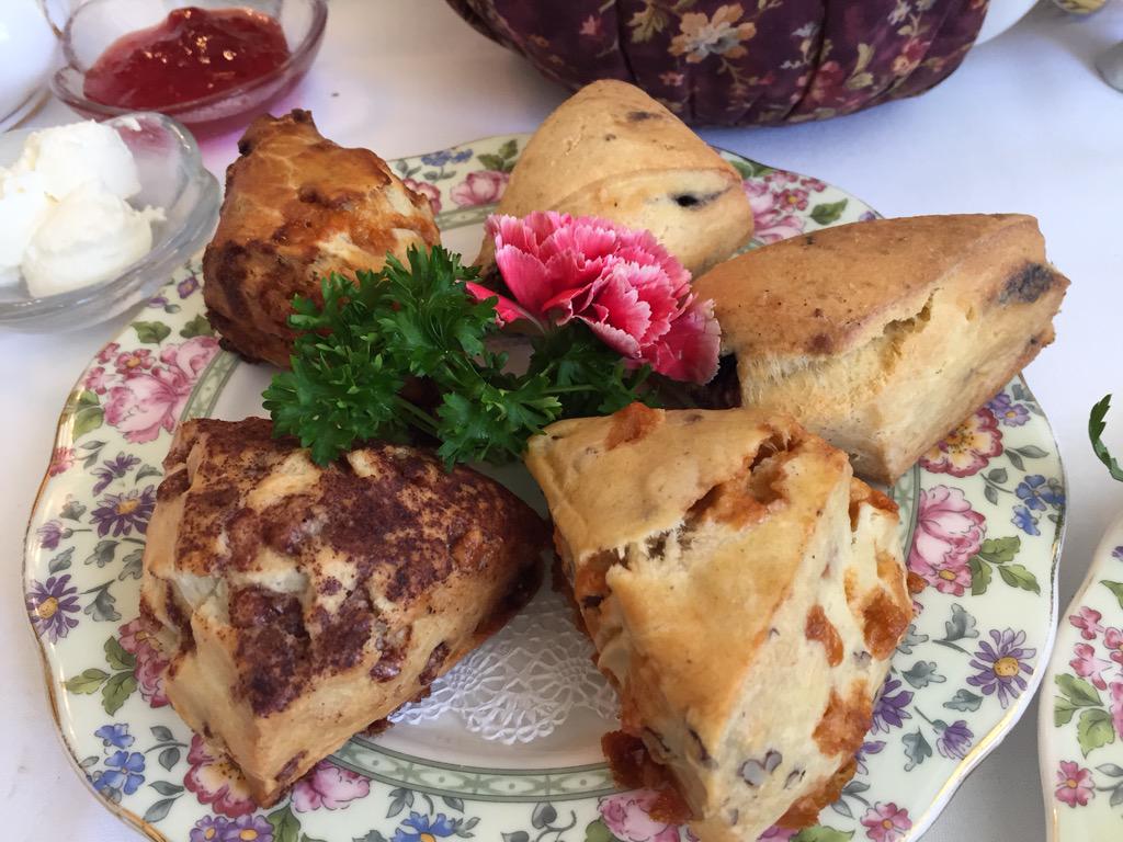 Leana Lee (@HappyCloud24) | Twitter