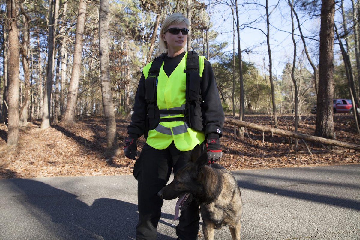Tracy Sargent, search dog handler Disappeared | Investigation Discov ...