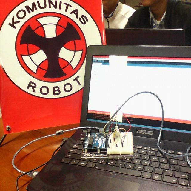 Insta Arduino On Twitter Ucaul4er2v Learning Arduino Komunitasrobot At Siswa