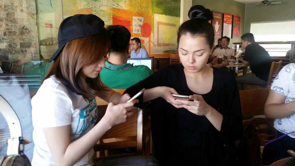 Aina Solano And Julia Montes