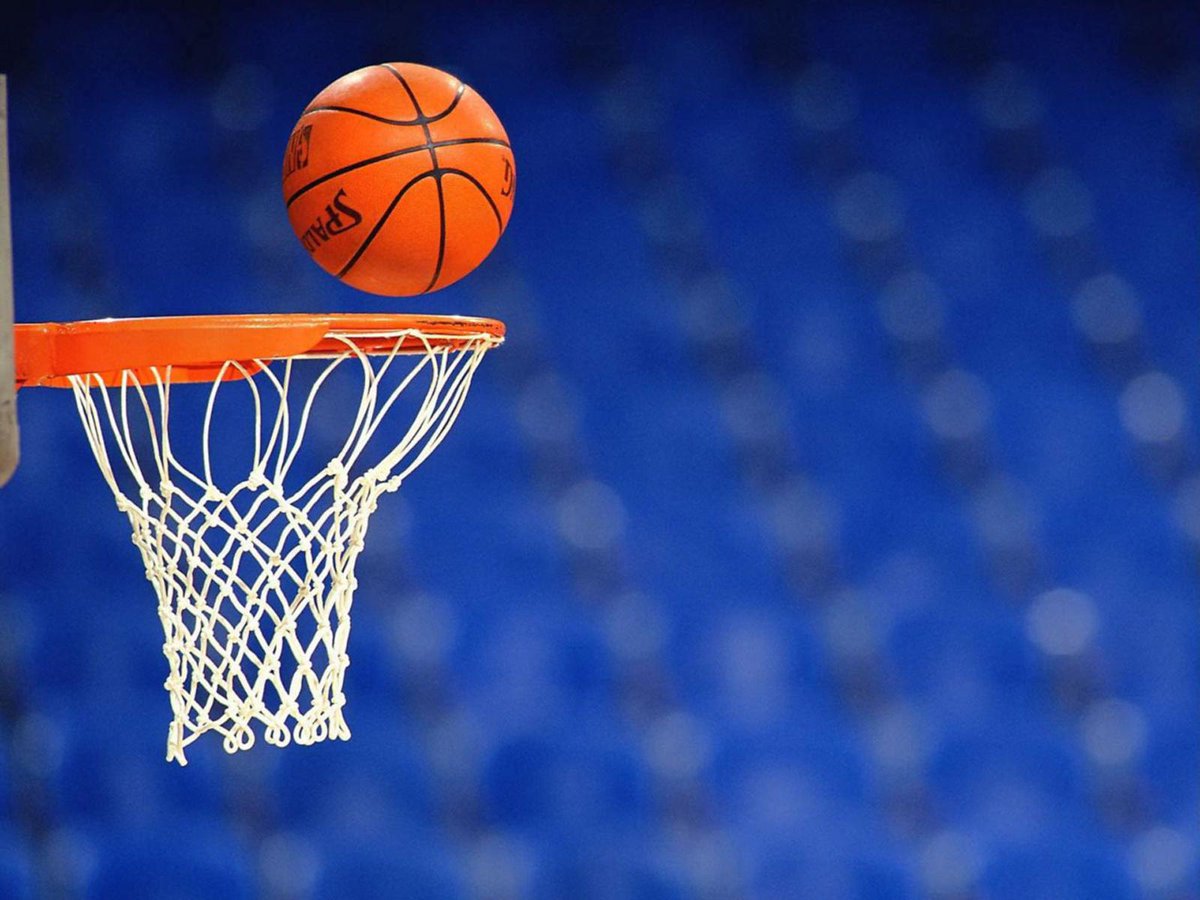 #misjugueteseran una canasta y un balón de basquetbol - scoopnest.com