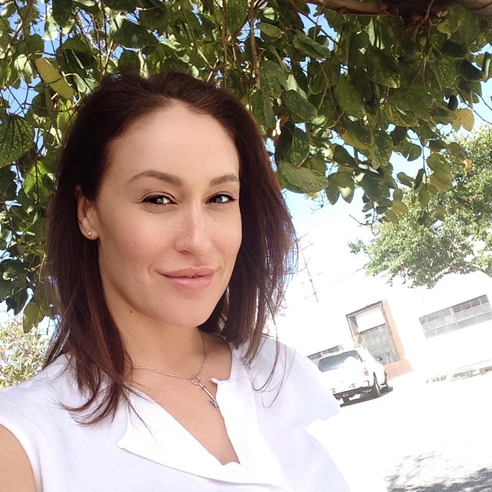 TW Pornstars - Ryankeely. Twitter. I got out of the office and took a ...