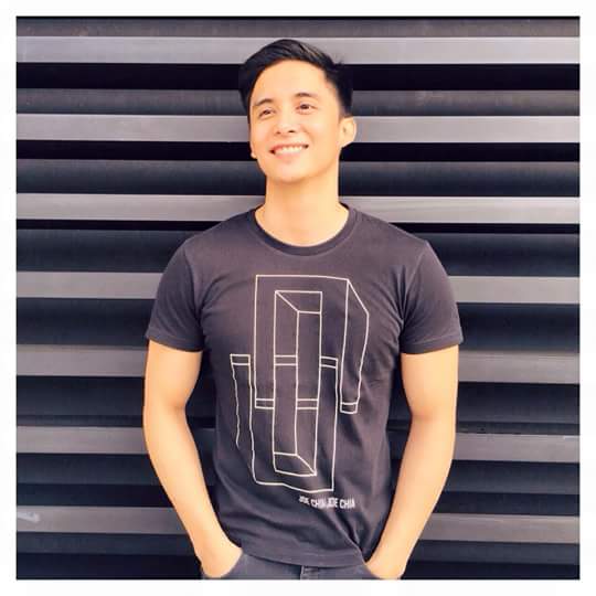 Joken Afable Rellora on Twitter: "Want more gravy? This KFC Manager will make you want more. Hi ...