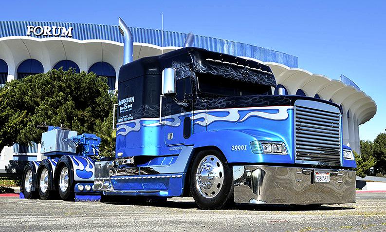Freightliner Show Trucks