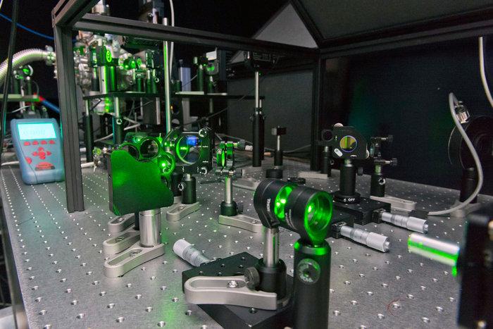 .ESA_Tech image of the week: Laser test bench in the Opto-Electronics ...