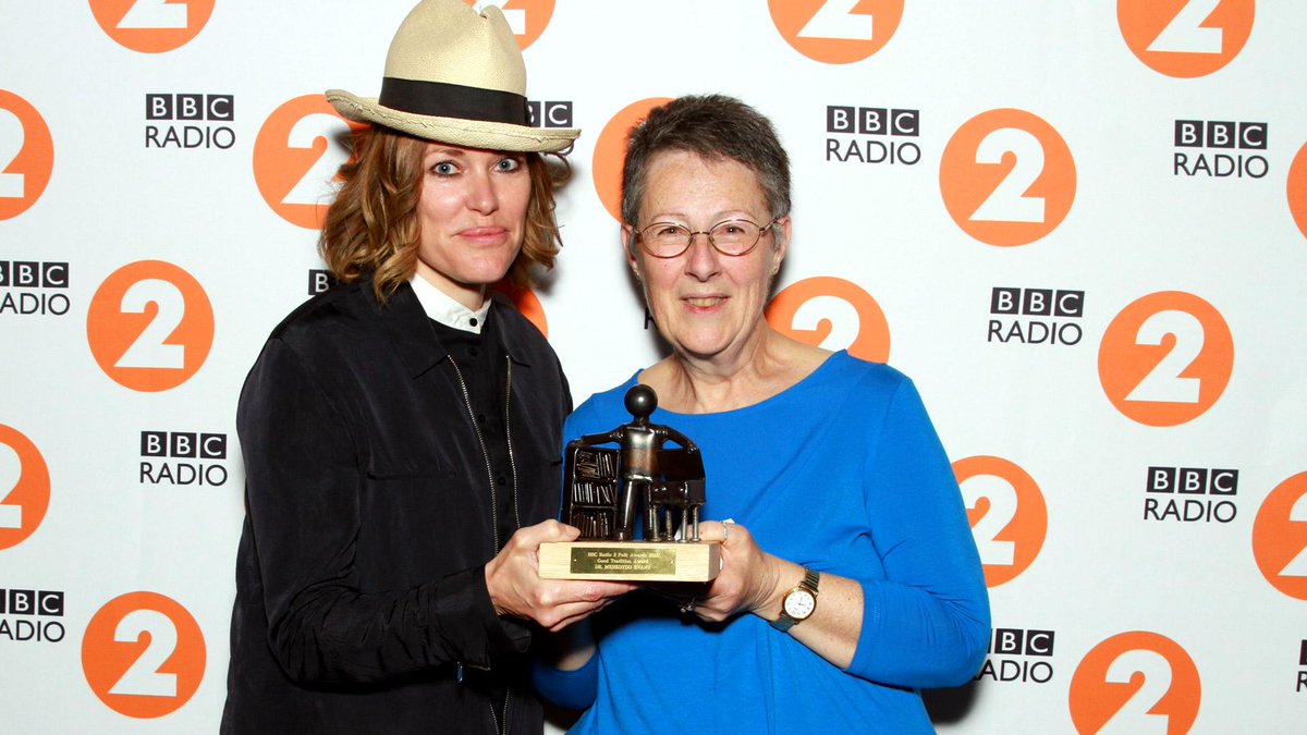 Eluned Evans accepted the R2folkawards Good Tradition special award for ...