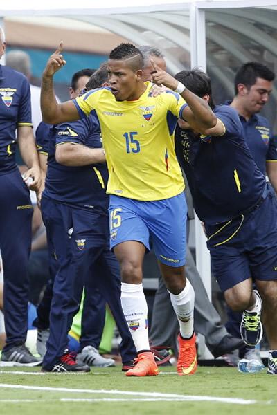 UnDíaComoHoy de 1987, nació en Ecuador el jugador Michael Arroyo ...