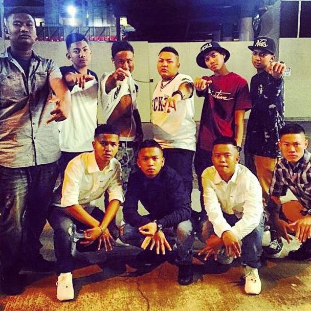 Swagfags At The Mall