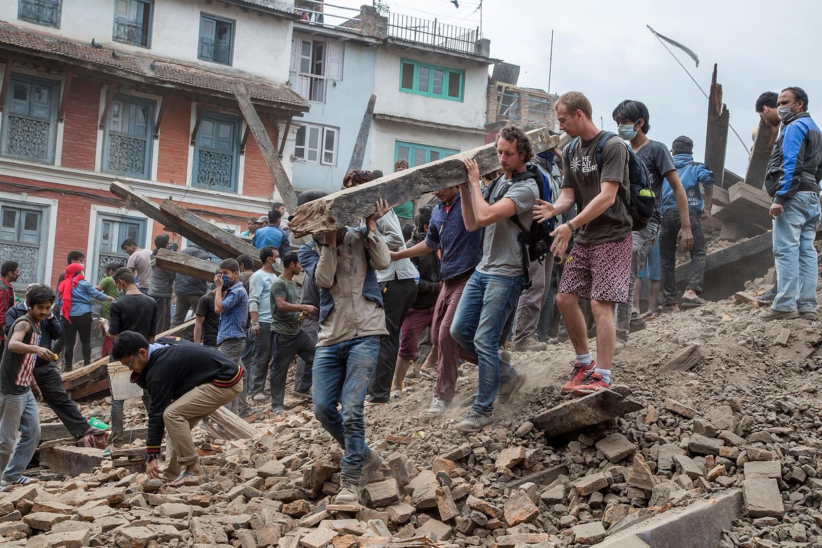 Earthquake: Nepal After the Earthquake - 27 photos, immediate aftermath of the ...