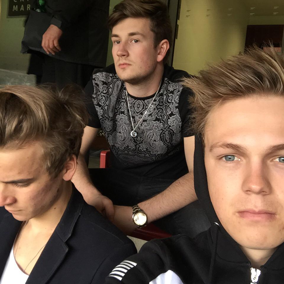 Holly Quinlan's Instagram, Twitter & Facebook on IDCrawl