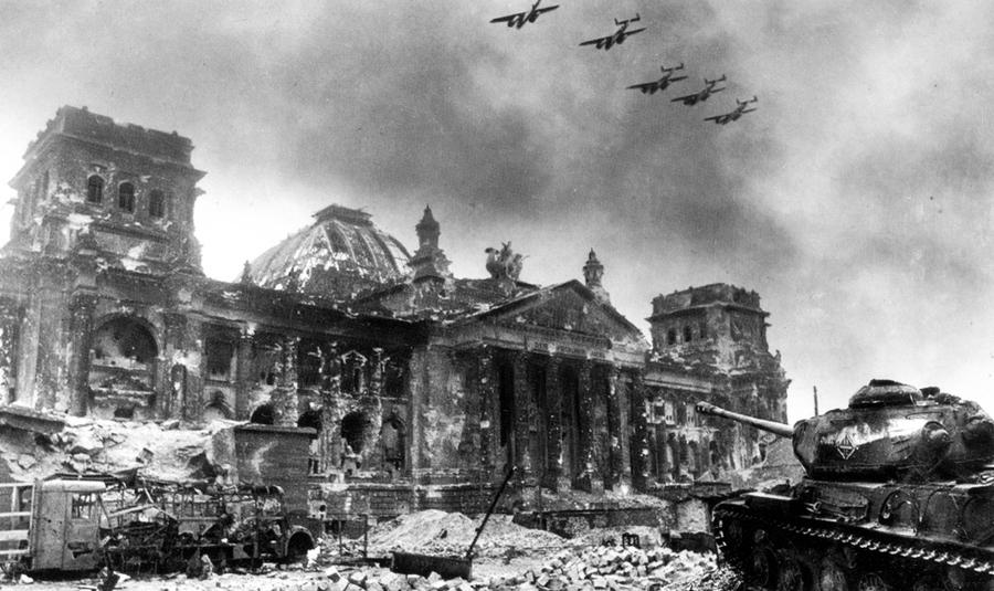 Shock Army: Soviet 3rd Shock Army crossed the Moltke bridge and begin ...