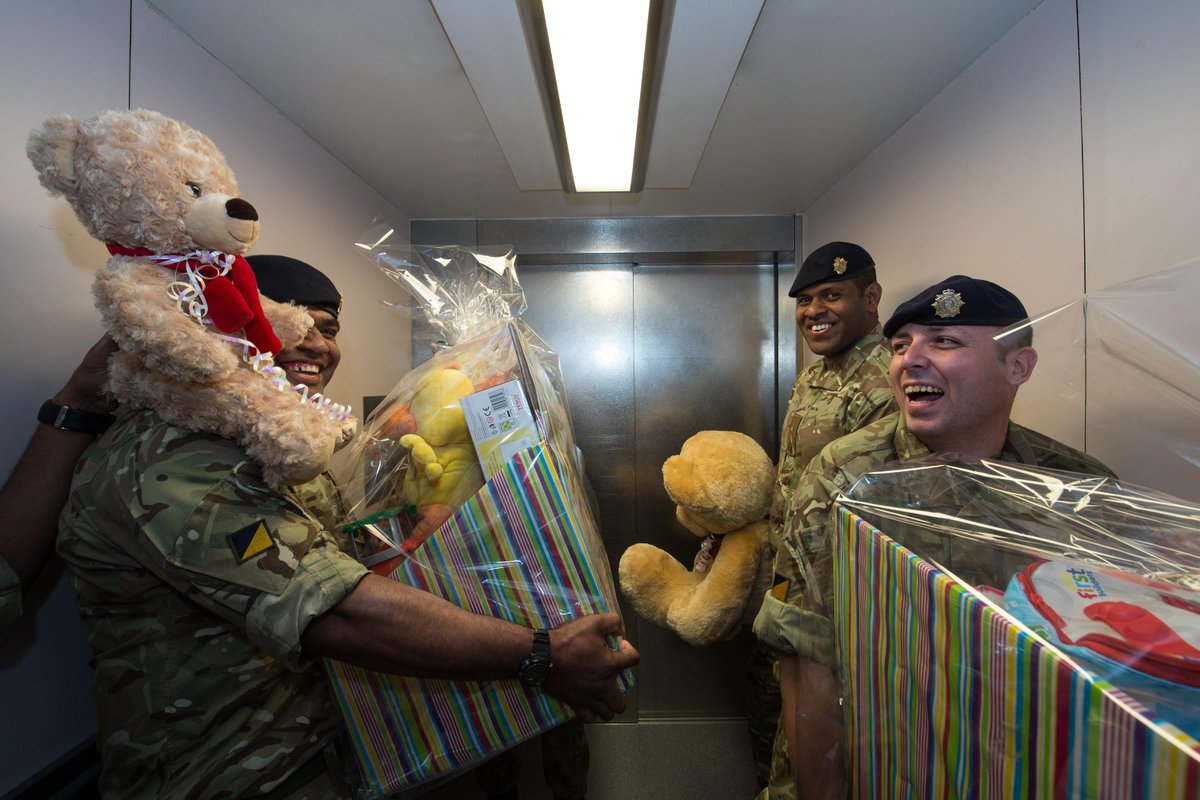 Squadron: 8 Squadron, 27 Regiment RLC deliver toys donated by local ...