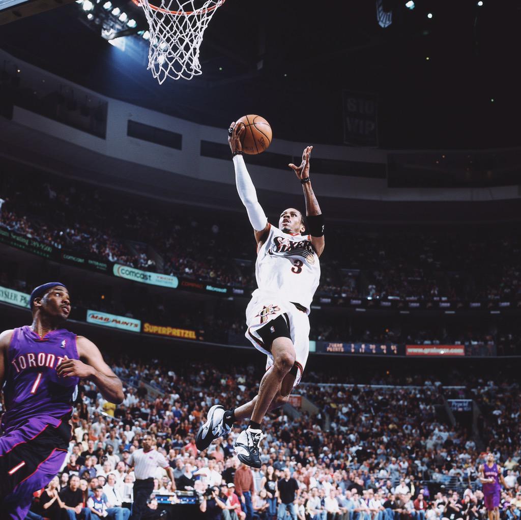 Allen Iverson Dunking Wallpaper