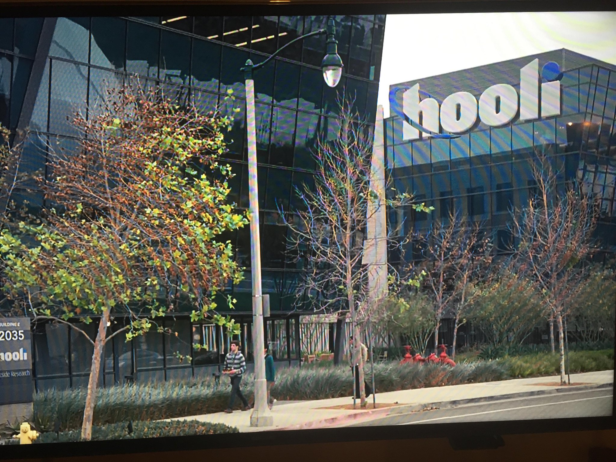 Brad White on Twitter: "Anyone noticed that the fictional Hooli Inc, from the HBO’s “Silicon ...