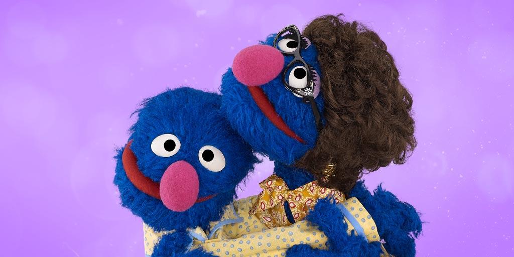 Elmo Sesame Street Mother No Matter What Language We Speak, We All