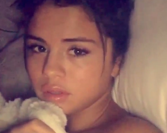Selena Gomez Posted A Cute Video In Bed While Justin Bieber Made His Big Return To The Stage