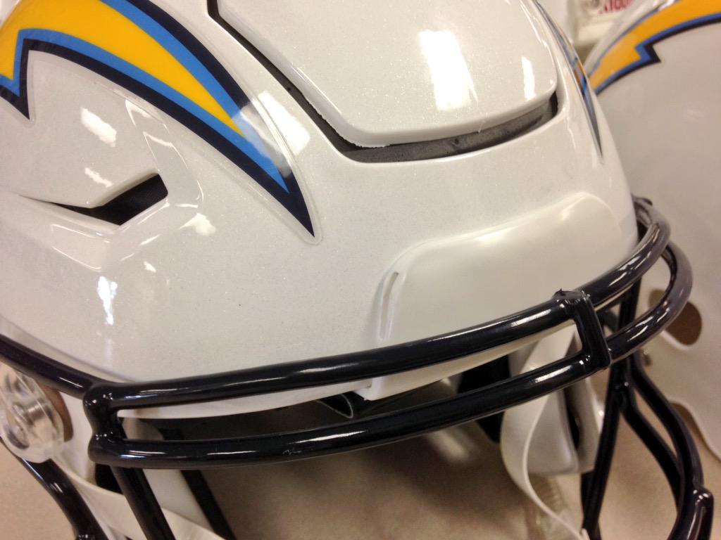 Riddell SpeedFlex: Here's your first up-close look at the new #Chargers ...