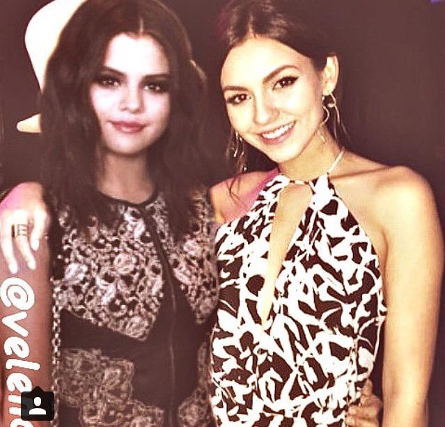 Victoria Justice And Selena Gomez
