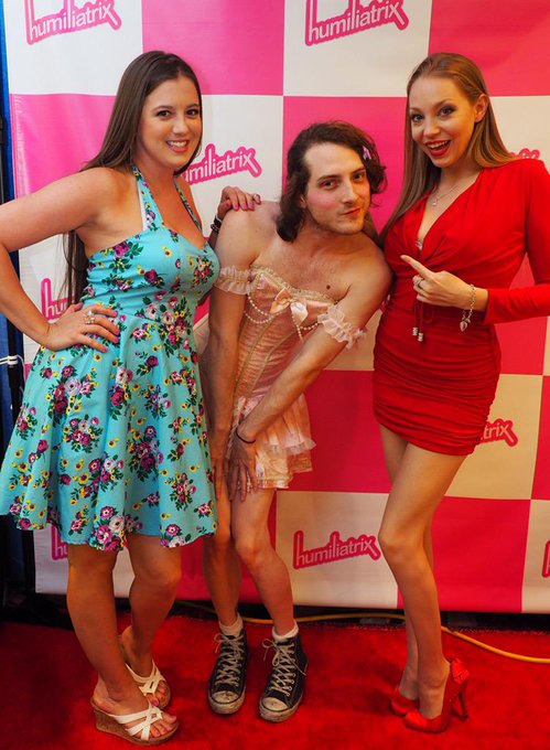 TW Pornstars - Becky LeSabre. Pictures and videos from Twitter. Page 7