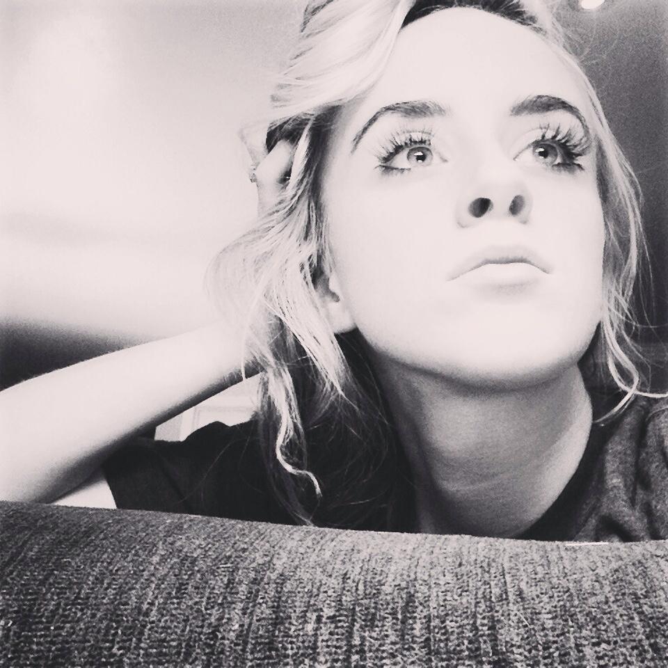 Rae Hart's Instagram, Twitter & Facebook on IDCrawl