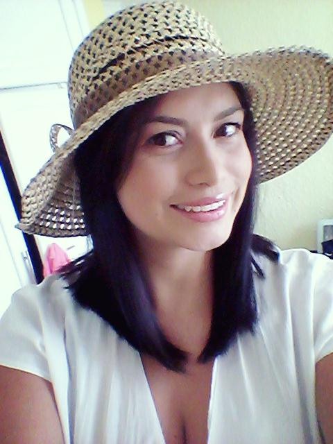 Estefania Cordova on Twitter: "A caballito de palo ja ja ja http://t.co/1wkZoMXNSw" / Twitter