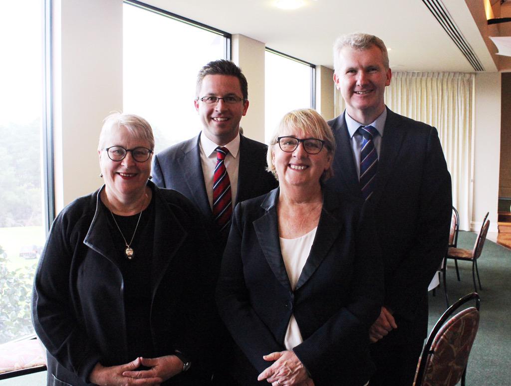 Budget brekky Heidy Golf Club Viewbank College prin Judith Craze MPs ...