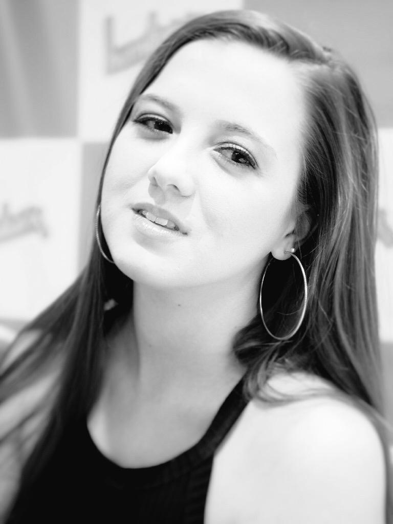 TW Pornstars - Becky LeSabre. Twitter. Just me - One of my favs from this weekend!. 3:28 AM - 19 ...