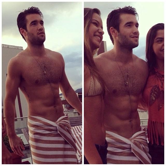 Joshua Bowman Shirtless