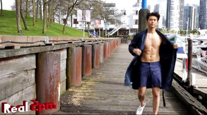 2pm Taecyeon Abs