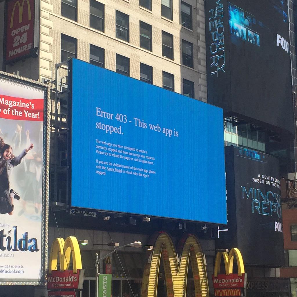BSOD in Times Square (posted by @jazzychad) : pics