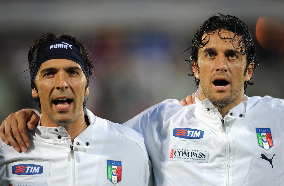 Luca Toni: Their victory would be amazing for Italian football. If ...