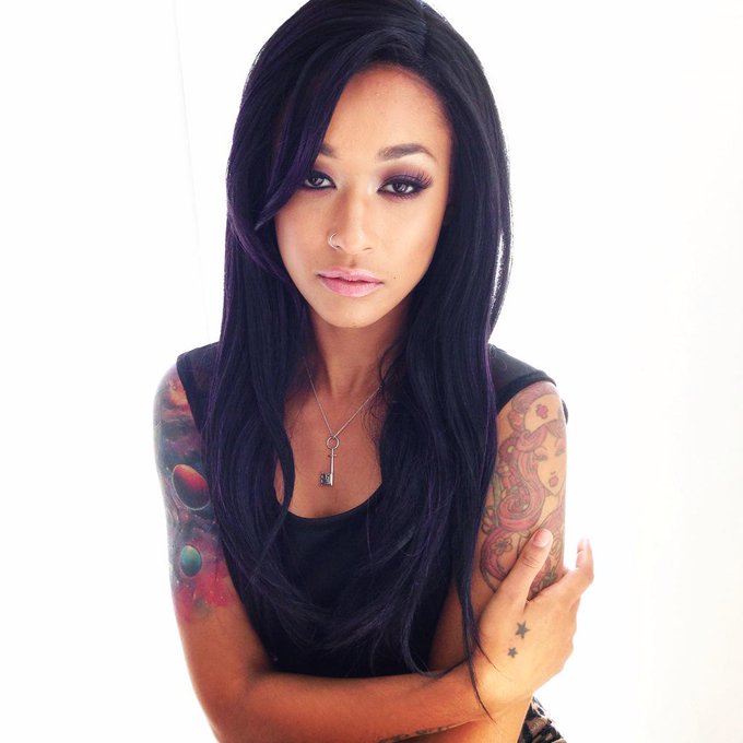 Tw Pornstars Skin Diamond The Most Retweeted Pictures And Videos For