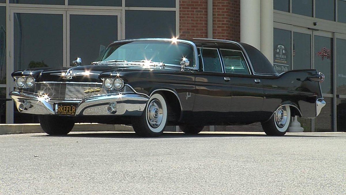 1960 Chrysler Imperial Limo