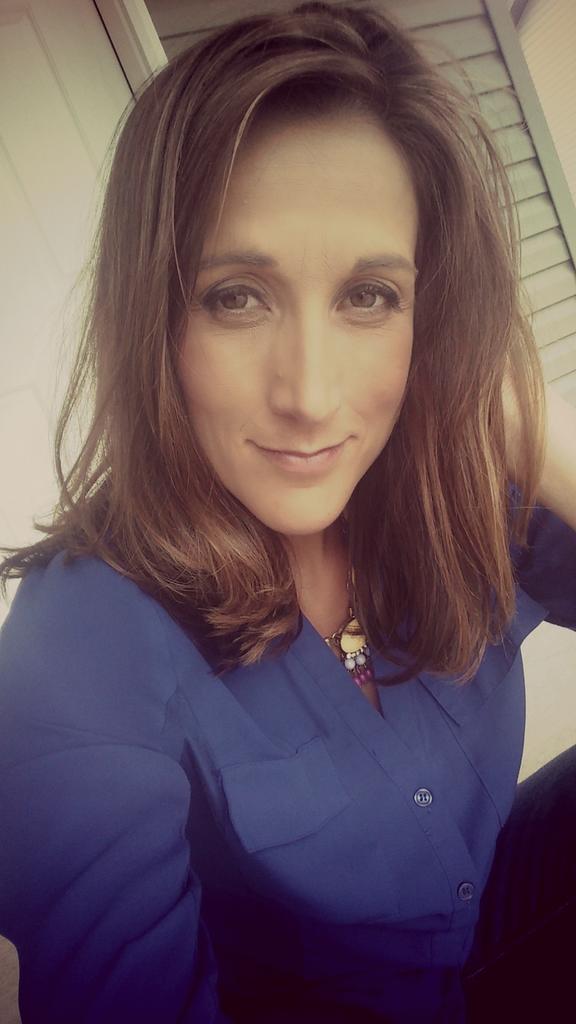 Lisa Budeau's Instagram, Twitter & Facebook on IDCrawl