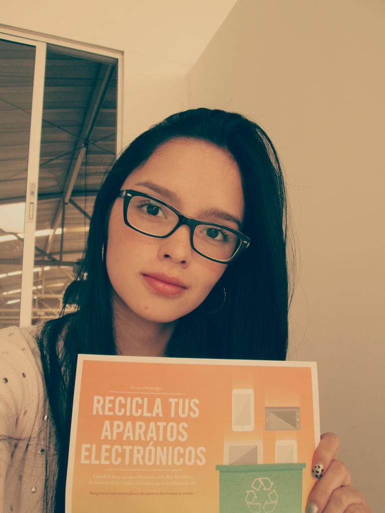 Natalie Lora's Instagram, Twitter & Facebook on IDCrawl