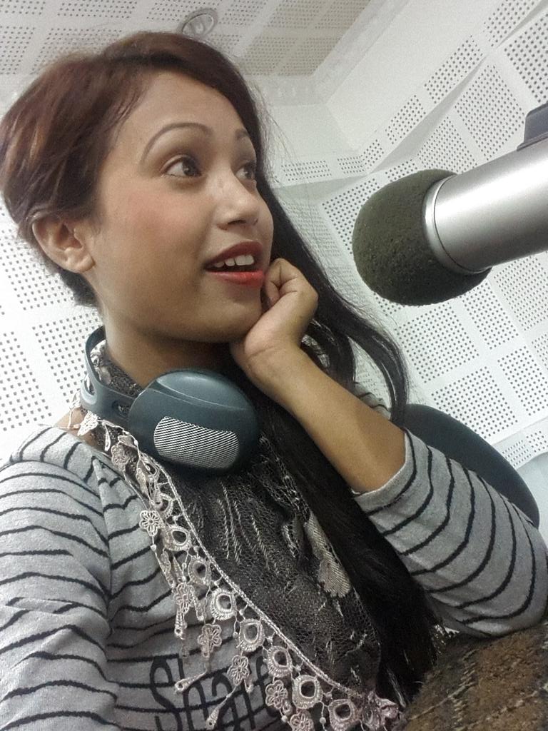 reeya thapa on Twitter: "http://t.co/CUOngOF7p5"