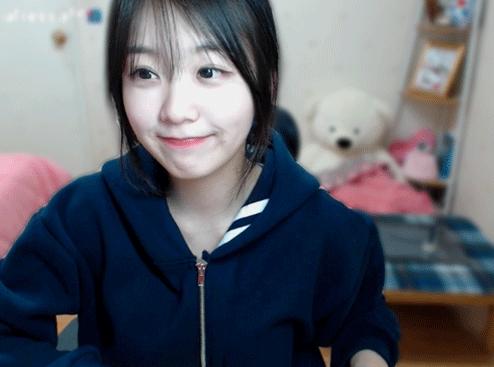 여아이돌 뺨치는 아프리카bj - 인스티즈(instiz) 이슈 카테고리