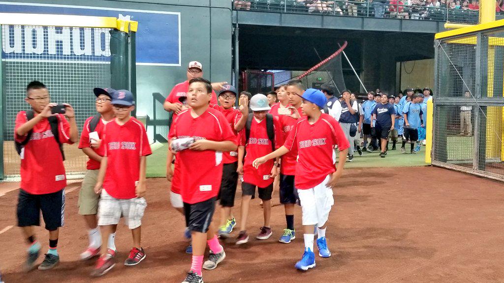 Inter-Tribal Baseball: A pre-game parade for the participants of the # ...