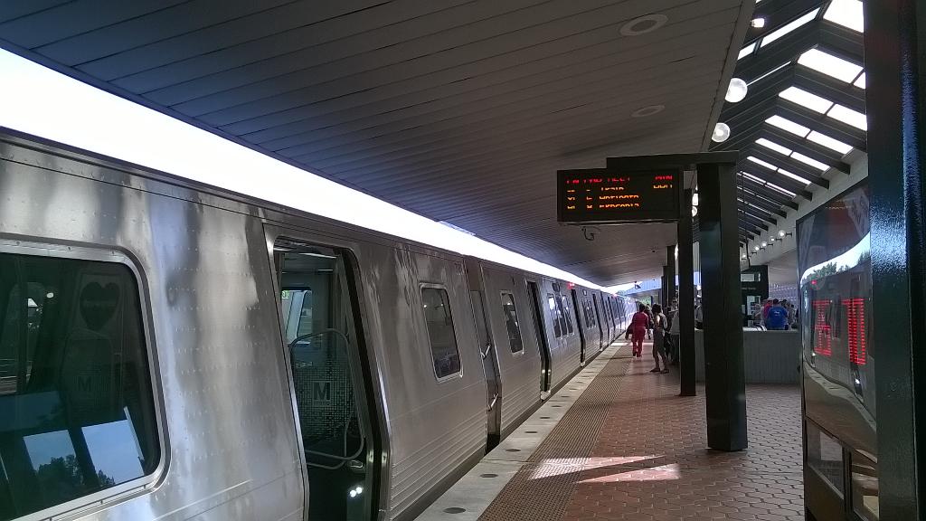 Sounds like the Red Line may be fucked again, people on stuck trains ...