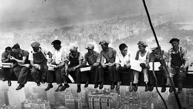 11 men perched 256m above the ground. The story behind this famous ...
