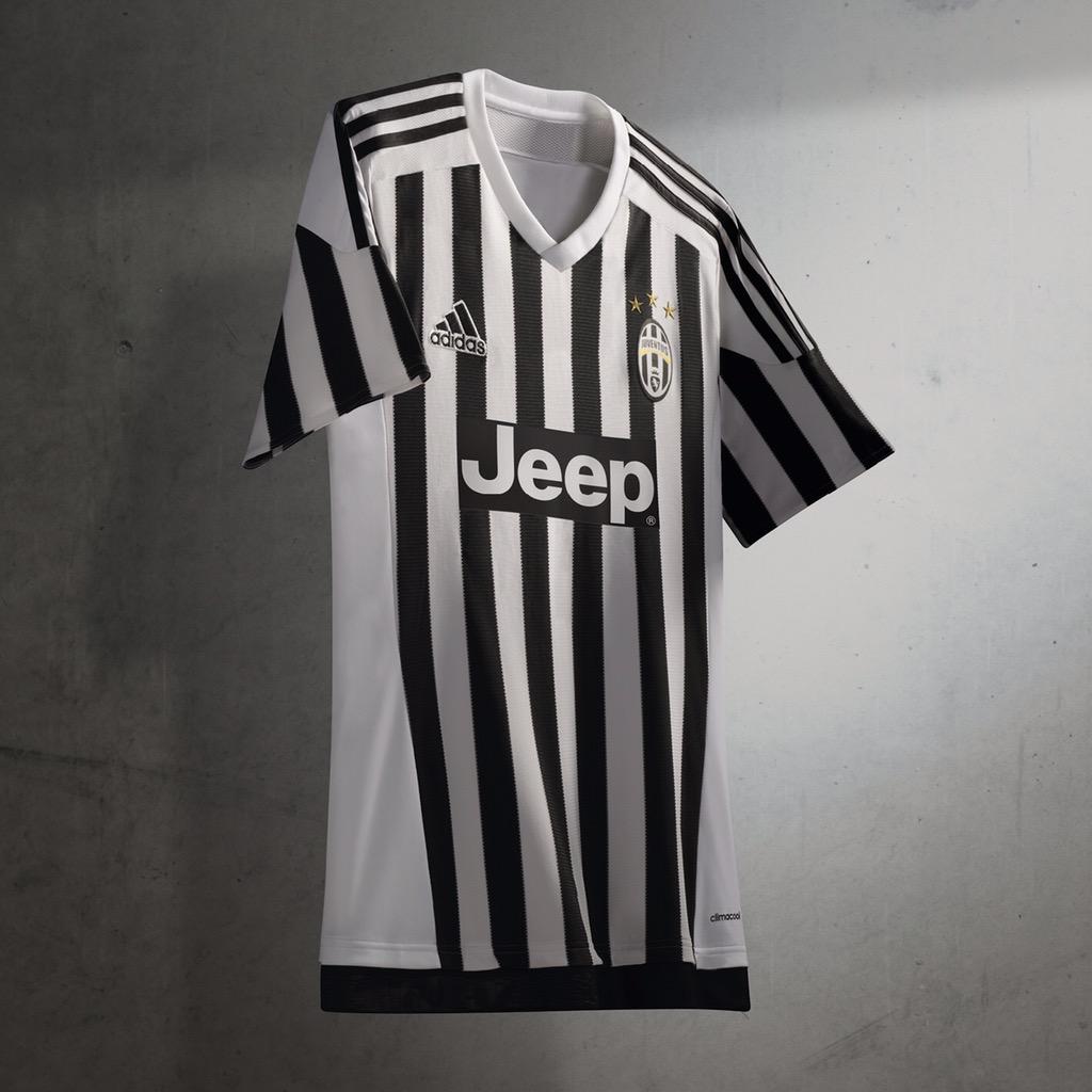PHOTOS: Juventus unveils trio of new kits for 2015-16 season | theScore.com