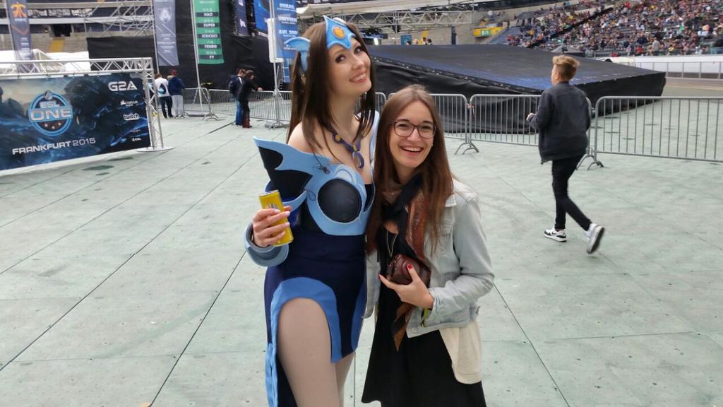 A small gallery of cosplay at ESL One : r/DotA2
