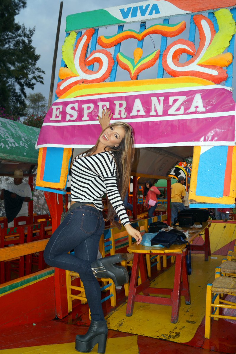 DeNunCianDo - Esperanza Gomez