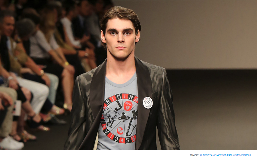Walter White's son from 'Breaking Bad' is now a runway model ...