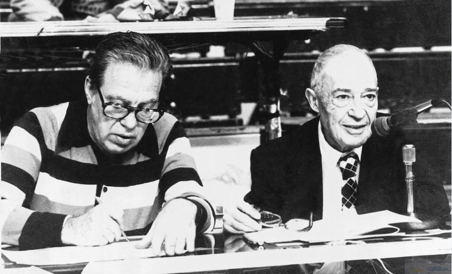 Philly's dynamic duo: harvey pollack & 76ers public address announcer ...