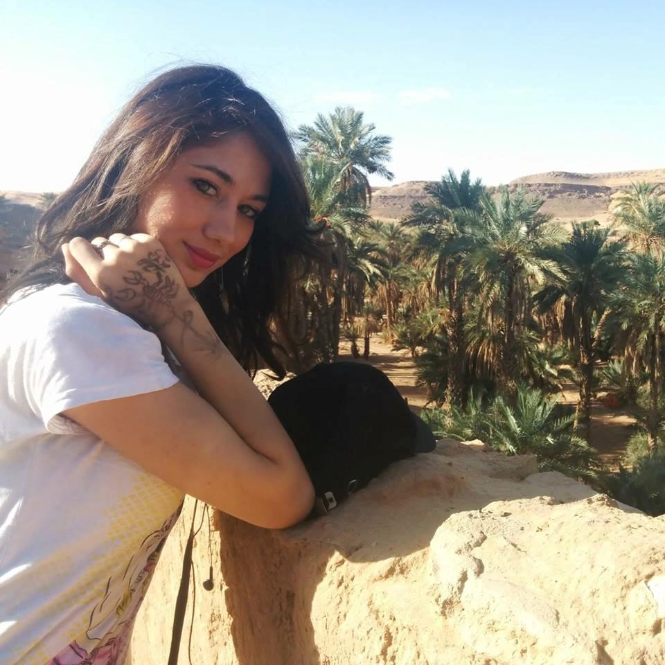 mira la brune on Twitter: "@HadjiraIkram allah ybarek Hadjira viiiiiiiiiiiiiiiiiiiiiiiiiive bnat ...