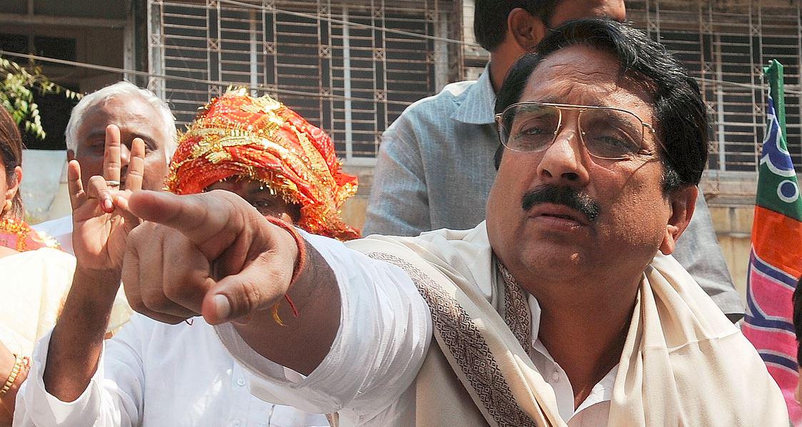 Mumbai's Colaba BJP MLA criticizes PM Modi, Shah, video goes viral ...