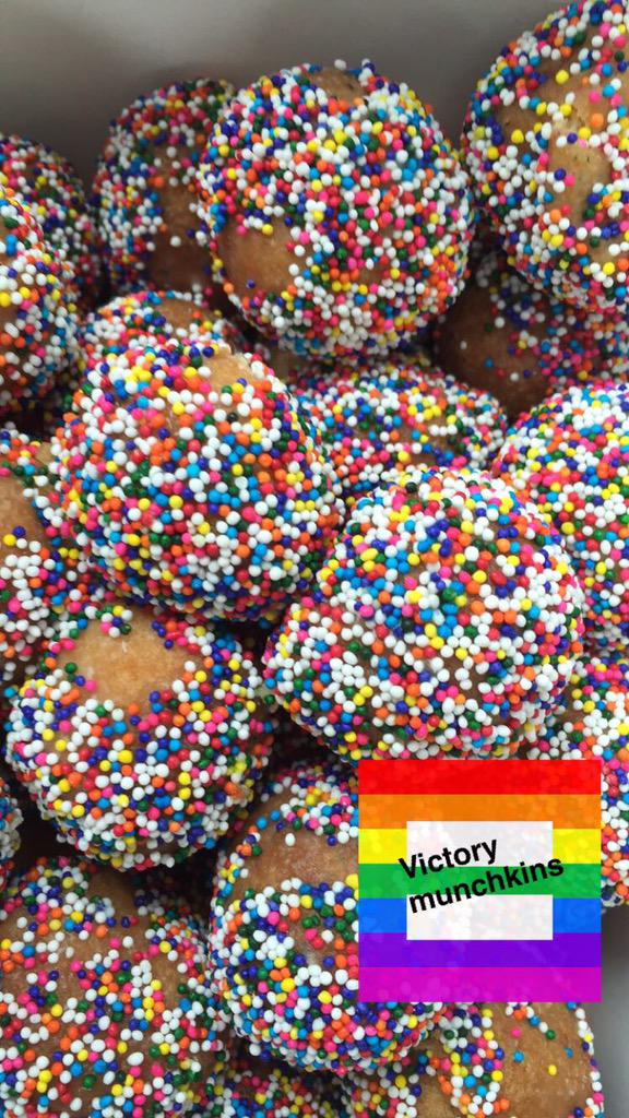 Dunkin Donuts Sprinkle Munchkins