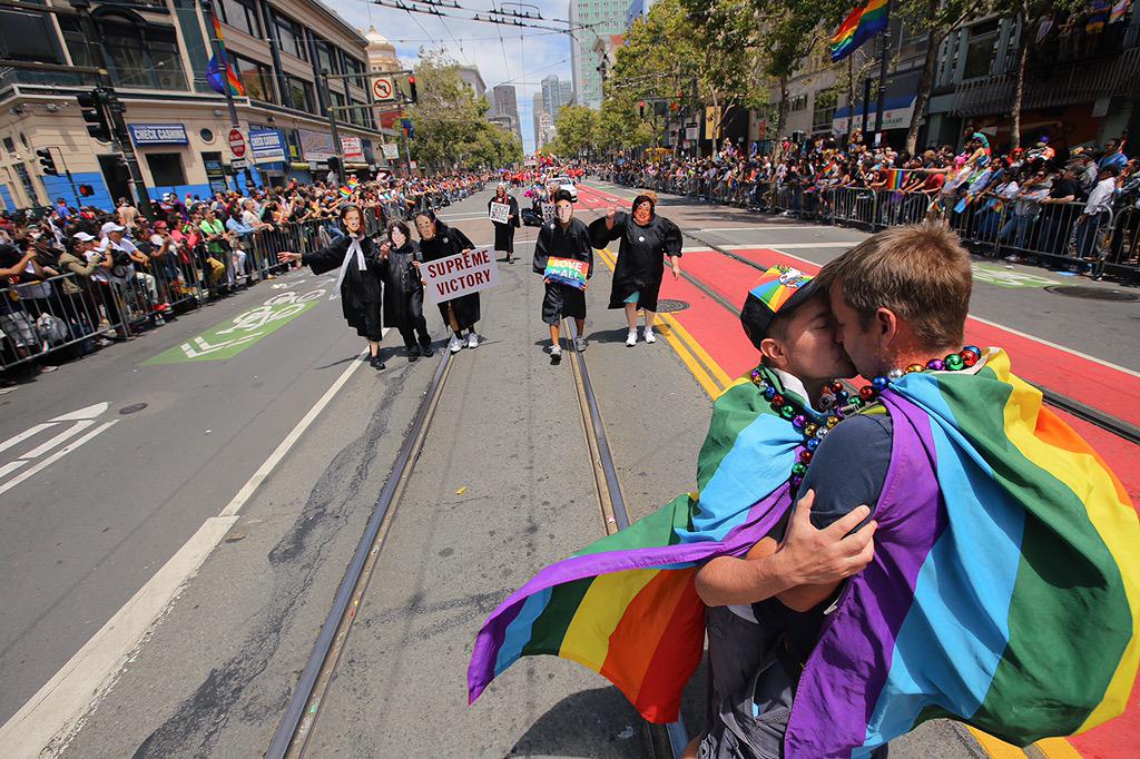 Heres What San Franciscos Pride Parade Looks Like The Week Of