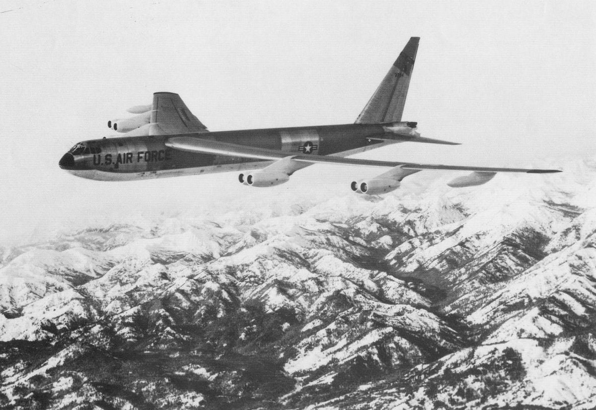 Today in 1955, the first Boeing B-52B Stratofortress entered ...